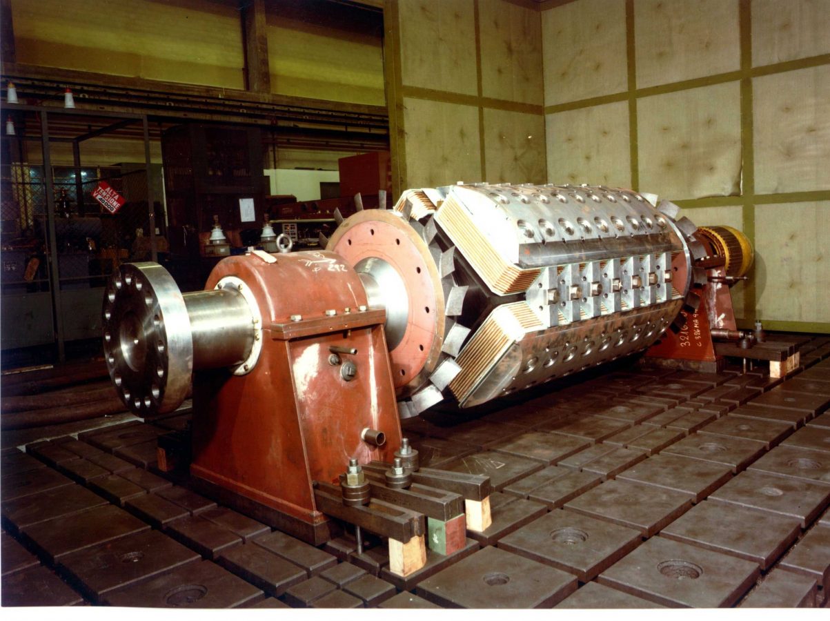 Motores síncronos (corriente alterna) - Nidec Conversion