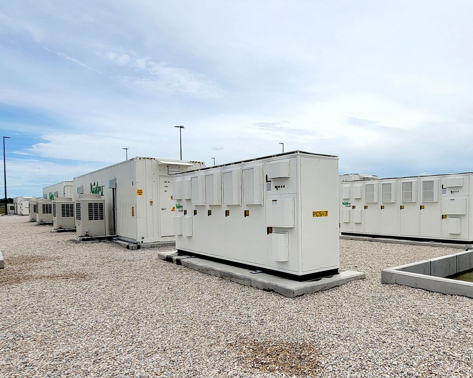 Battery Energy Storage Solutions (BESS) | Nidec Industrial Solutions